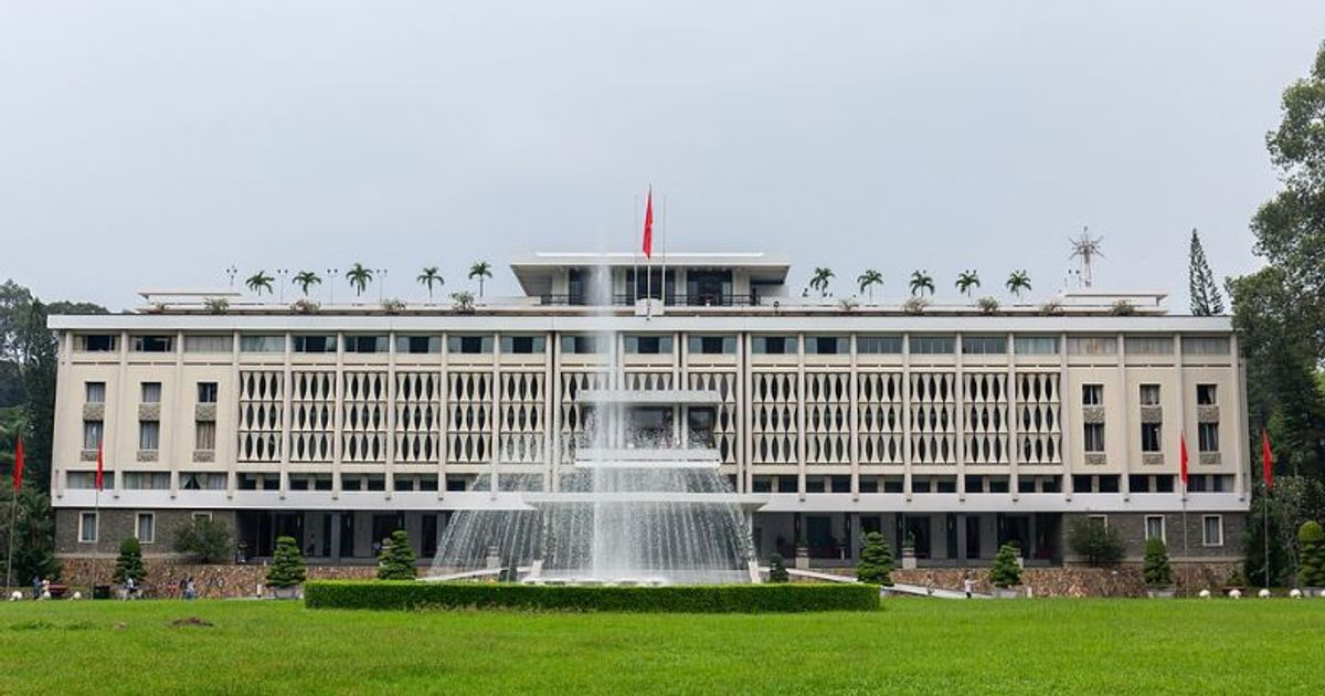 Dinh Độc Lập: Giá vé, giờ mở cửa, kiến trúc và lịch sử
